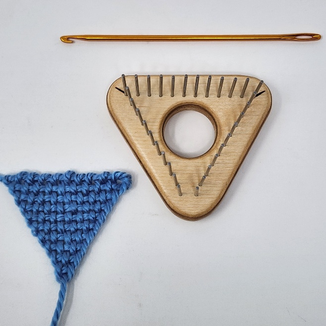 Loom Catalog – TURTLE Looms – Hexagon Pin Loom Weaving